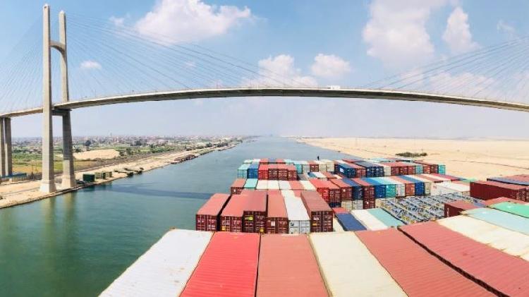 Egypt begins dredging work on Suez Canal to extend double lane - CGTN